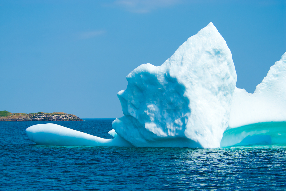The best season for big ice off Newfoundland - Travelweek