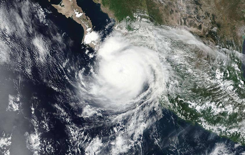 Hurricane Olaf hits Los Cabos resorts at Category 2 - Travelweek