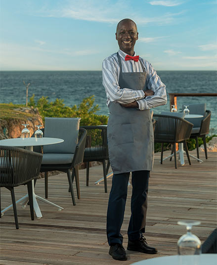 Sandals debuts team uniforms for 40th anniversary - Travelweek