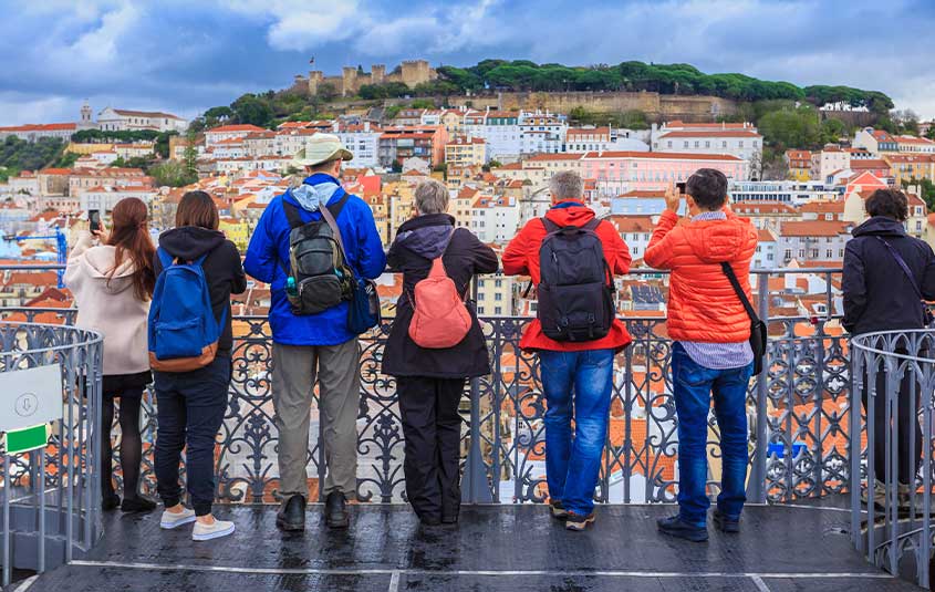 ACV alerts trade to changes with Groups bookings - Travelweek