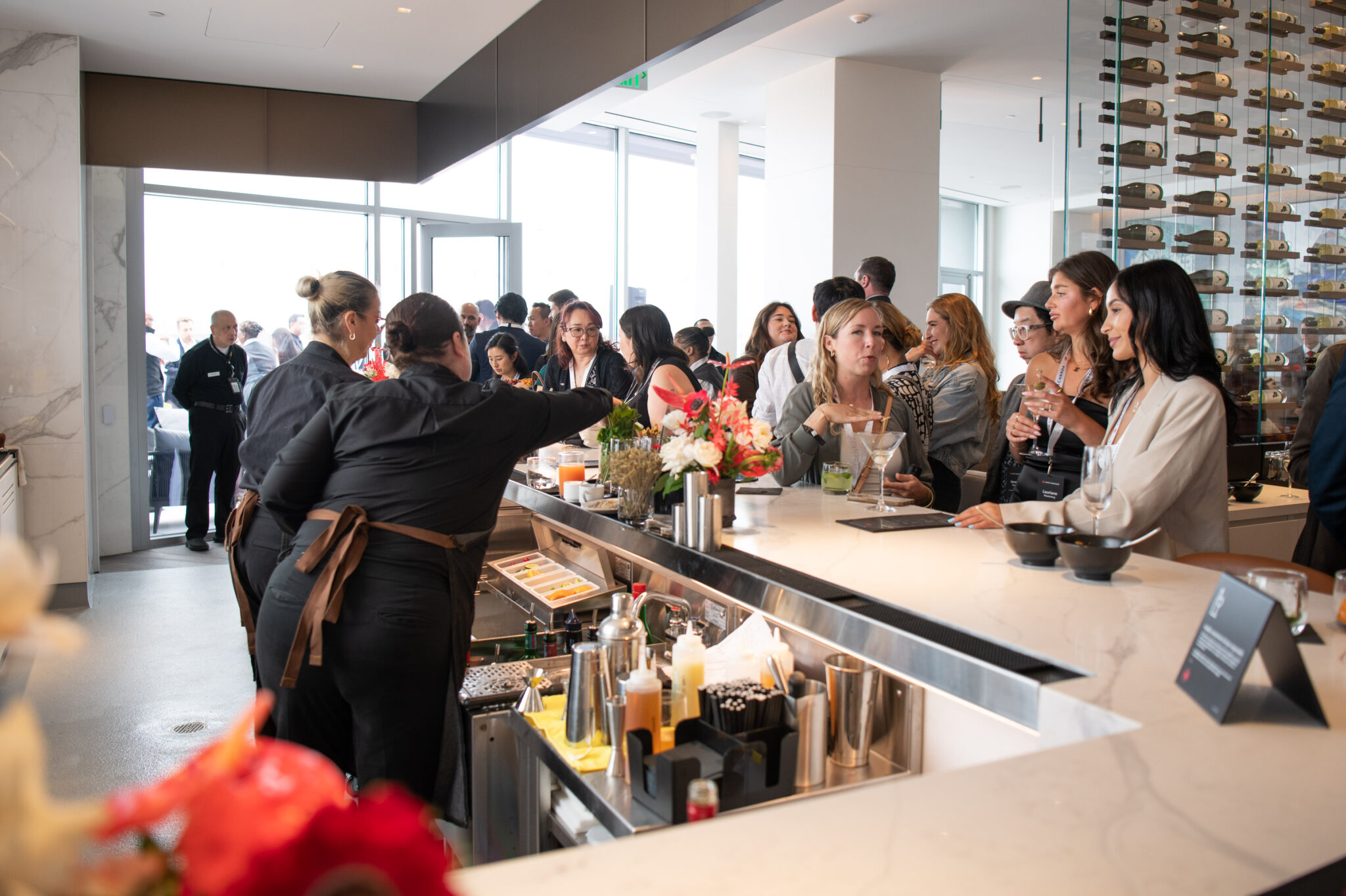 New Maple Leaf Lounge at SFO features Air Canada’s first outdoor ...