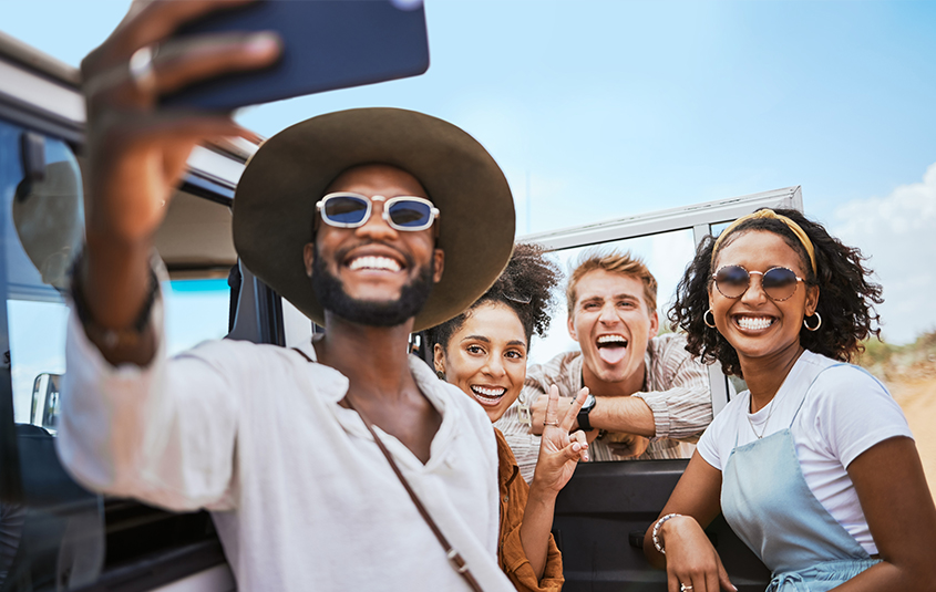 The Buddymoon: Why honeymooning with friends and family is on the rise ...