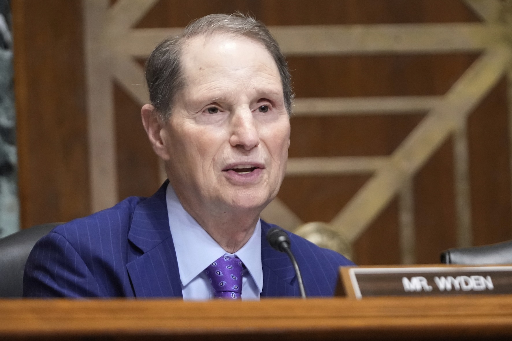 Trump administration officials asked to reconsider travel policies ...