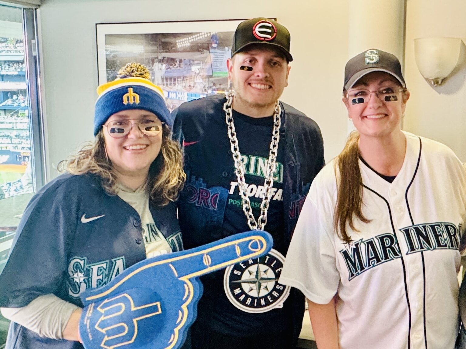Forging cross-border connections a win for all as Visit Seattle hosts ...