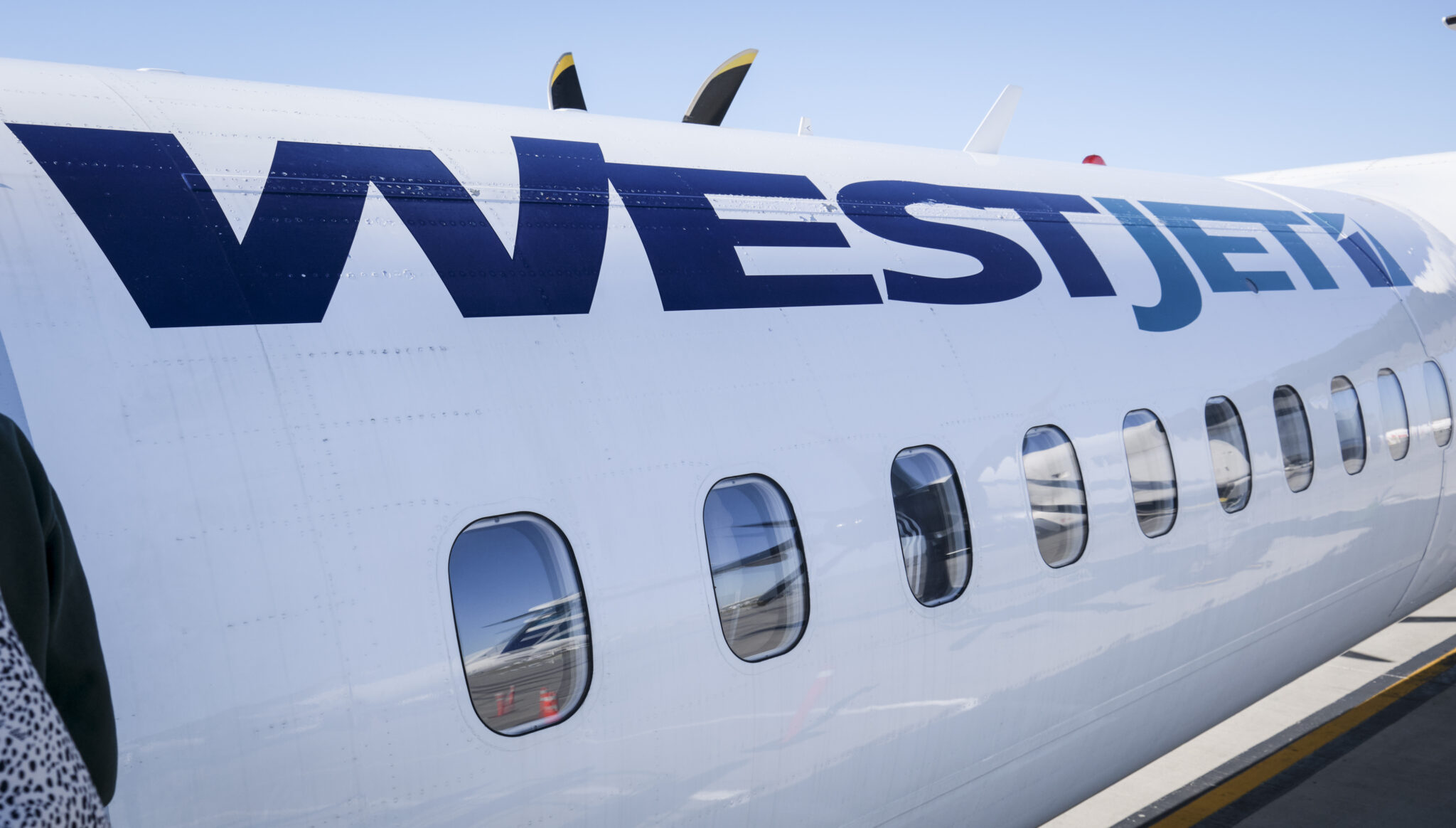 WestJet execs tried cramped seats on flight weeks before viral video ...